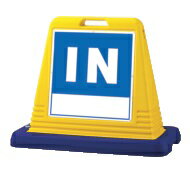 商品説明 大きい表示面で視認性もバツグン！駐車場や店舗先など様々な場所に対応！樹脂製なので人や車に優しい安全設計。積み重ねて保管ができる省スペース構造。取っ手付きなので、片手でラクラク移動できます。ウエイト付き。 商品名 サインキューブ用面...