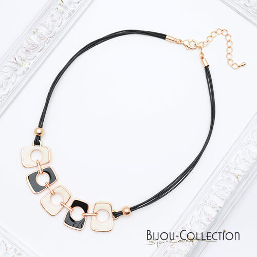 商品詳細材質真鍮、紐サイズ長さ約43cm 約6.5cmアジャスター付き重さ約19gご注意ご視聴のモニターにより、実際の色と異なって見える場合がございます。また写真は原寸大ではございません。細部パーツの仕様は予告なく変更となる場合がございます...