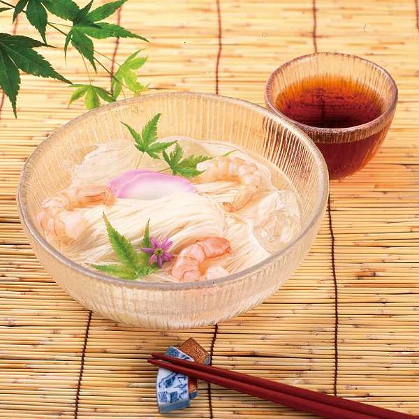 商品詳細商品名島原手延そうめん（16束）商品番号r26-2909-040メーカー品番A－20S内容●手延そうめん50g×16アレルギー●小麦配送区分常温原産国梱包形態化粧箱入箱サイズ：27.2×22×2.8cm名入れ区分名入れなし賞味期限（...