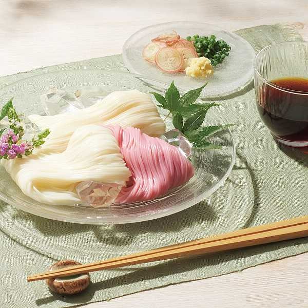 商品詳細商品名手延素麺揖保乃糸（特級品）麺つゆ詰合せ商品番号r26-7146-052メーカー品番KST－25N内容●手延素麺揖保乃糸（特級品）50g×5、手延素麺揖保乃糸（特級品）赤しそ50g×4、麺つゆ60g×3アレルギー●卵 ●小麦 ●...