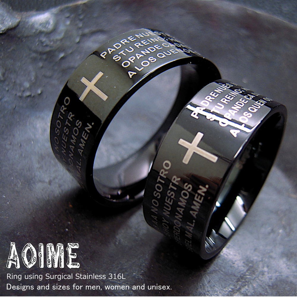 材質：サージカルステンレス316Lカラー：艶ブラック（サージカルステンレスにカラーメッキを施しています）幅：約8mm　　厚み：約1.6mmサイズ：9号〜24号指輪の周りの全てに、聖書の一節をデザインしたクロス＆バイブルのメッセージリングです...
