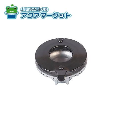 バーナーの上に載せる金属製のキャップです。 ●サイズ：外径65mm／内径28mm（キャップカバー部）　高さ38mm ●材質：アルミ（バーナーキャップ部） ●色：シルバー（バーナーキャップ部）／黒（キャップカバー部） ※キャップカバー中央に穴あり