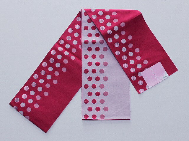 日本製　新柄 ポリエステルの ゆかた単衣帯 &nbsp; 商品の詳細 品質 ポリエステル100％ 日本製 商品説明 G0800　福句留 浴衣やおけい古用着物にぴったりの　リバーシブルの洗える単衣（ひとえ）帯です。 お好みの帯結びができます。...