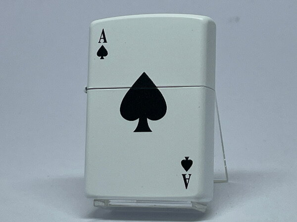 ギフト対応 商品説明 ★トランプの中でも人気の高いエースとキングのデザインが登場。 主な特長 ●ZZIPPOレギュラーサイズベース ●全面塗装仕上げ ●底面の刻印は異なる場合がございます。 ●保証書・箱 備考