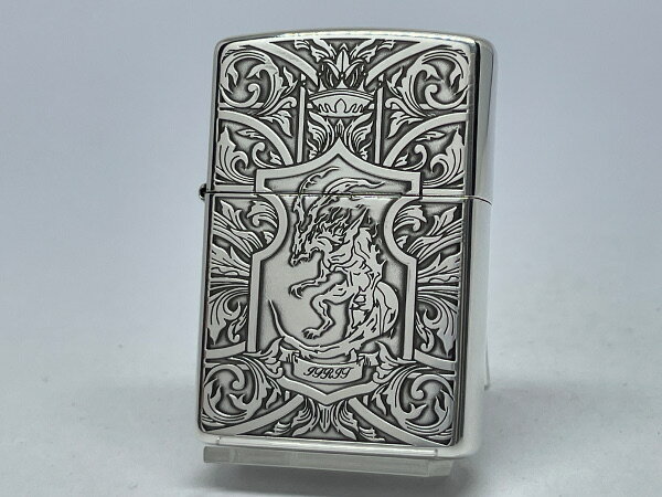 ギフト対応 商品説明 ★コーランの中で登場する炎の悪魔、イフリートを紋章風にアレンジしたデザインのZIPPOです。 主な特長 ●ZIPPOレギュラーサイズベース ●底面の刻印は異なる場合がございます。 ●保証書・箱。 備考