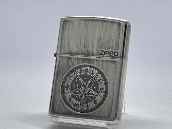 ギフト対応 商品説明 ★古来より伝わる魔除けデザイン。 　五芒星をモチーフとしたスピリチュアルなエンブデザイン。 主な特長 ●ZIPPOレギュラーサイズベース ●銀メッキいぶしユーズド仕上、エッチング ●底面の刻印は異なる場合がございます。...