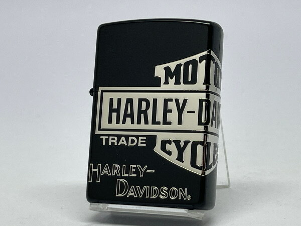 ギフト対応 商品説明 ★最強コラボアイテムの定番、ハーレーダビッドソン × ジッポー。 　全てが王道、ゆえに衰えを知らず。 主な特長 ●ZIPPO No.200ベース ●加工／ブラックイオンマット+シルバーメッキ+3面加工 ●底面の刻印は画...