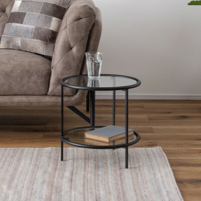 ◆ラウンドガラステーブル 2段タイプ◆ シンプルでスタイリッシュなガラステーブル。 マットなブラックアイアンの滑らかな曲線と ハードなガラスを組み合わせたローテーブル。 リビングテーブル/サイドテーブルとして使用したり、 他サイズと2台並べ...