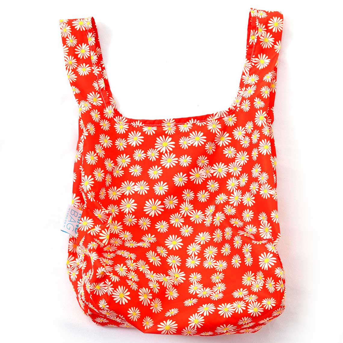 収納袋をなくさない一体型 KIND BAG LONDONのエコバッグは、使用済みのペットボトルから再生した生地を100％使用。ミディアムサイズは6本、ミニサイズは4本のペットボトルから、1枚のKIND BAG LONDONのエコバッグが作ら...