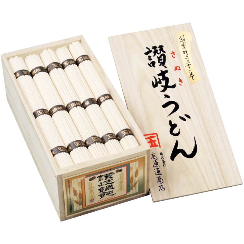 創業明治三十三年 本場讃岐うどんは、ゆでるだけでご家庭で手軽に楽しめる麺のギフトです。喉ごしのよい本格的な味わいを、季節を問わずお召し上がりいただけます。 商品詳細 型番SNU-30 セット内容1800g 商品特長水分をたっぷり加えて練り上...