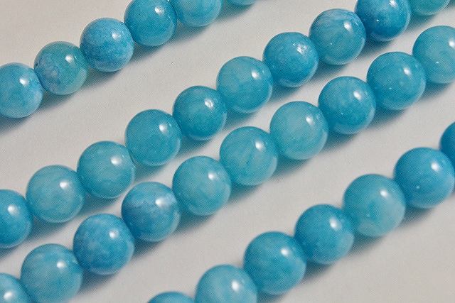 各粒：約8mm1連約40cm数量：1連約48玉ご購入前に必ずご確認ください 同梱と送料について 複数商品を一緒にご購入の場合は同梱発送いたします。送料は1件分のみとなります。他の商品もぜひご検討ください。 製品の製造・品質について 当店の商...