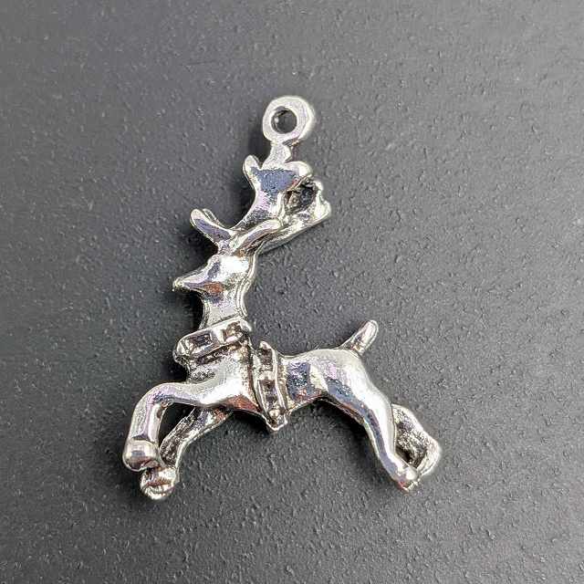 22mm×15mm数量：10個ご購入前に必ずご確認ください 同梱と送料について 複数商品を一緒にご購入の場合は同梱発送いたします。送料は1件分のみとなります。他の商品もぜひご検討ください。 製品の製造・品質について 当店の商品は中国の提携工...