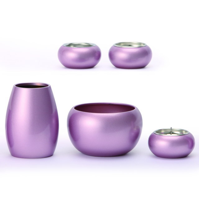 ■お届け日時 ご注文後、2〜7日での発送となります。 宅配便にてお届け致します。 ■サイズ（直径×高さ） 花立 ； 6.3 X 8.5 cm 灯立 ； 5.6 X 3 cm 香炉 ； 9.3 X 5.6 cm 仏器 ； 5.6 X 3 cm...