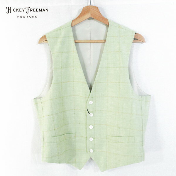 ジェイコブ・フリーマンとジェレミア・ヒッキーにより創設された紳士服工房がその源流。“Keep the quality up（絶えざる品質の向上）”をモットーに掲げたヒッキー・フリーマンのスーツは、やわらかな着心地とルックスを備えていたことか...