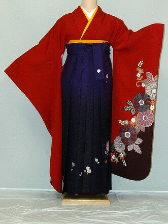 身丈肩裄袖丈前幅後幅173cm71cm106cm25cm30cmサイズ；標準トールサイズ・・・身長156cmより175cm位に対応ヒップ102cm位までの方に、ギリギリ105cm位まで■着物のサイズについて詳しくお知りになりたい方は「きもの...