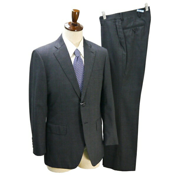 【商品説明】 ・春秋対応。r.a.s.o.使用。2つボタンシングル。背抜き。サイドベンツ。フラップポケット。ネーム刺繍あり。開き見せ。 ノータック。裾シングル。 ・カラー：ダークグレーにチェック ・素材：画像参照 ・製造会社：(株)レナウン...