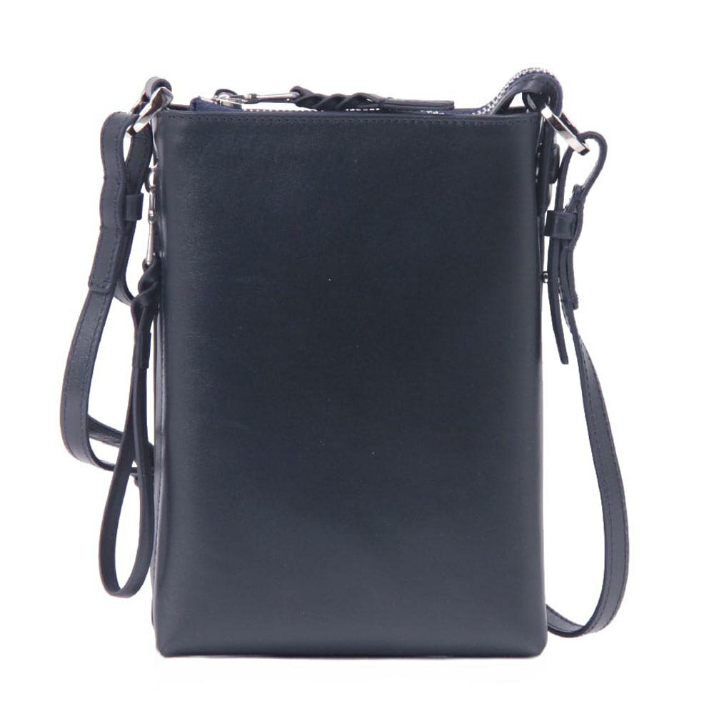 ブランド名：P.I.D ピー・アイ・ディーメーカー型番：PAV105-60原産国／製造国：-原産国／製造国：ネイビー原産国／製造国：A4サイズ収納可能シリーズ名：Scena スケーナ（P.I.D ピー・アイ・ディー）ファスナー素材（生地・毛...