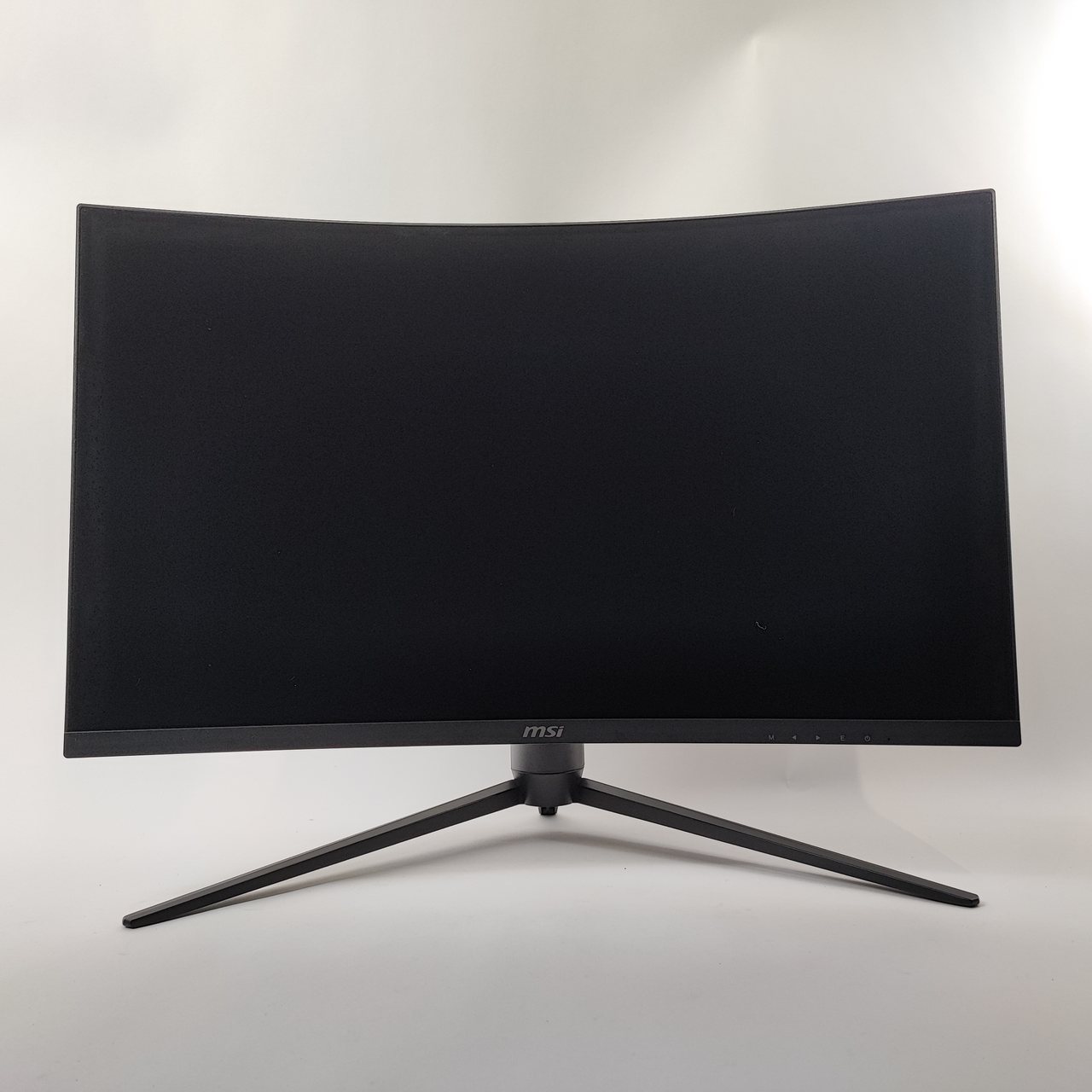 27インチ湾曲1000R、165Hz対応ゲーミングモニター、WQHD（2560x1440）、VAノングレア、コントラスト比　3000：1、輝度：250cd/m2、視野角：(左右/上下)：178/178、画素ピッチ 0.2331mm、応答速度...