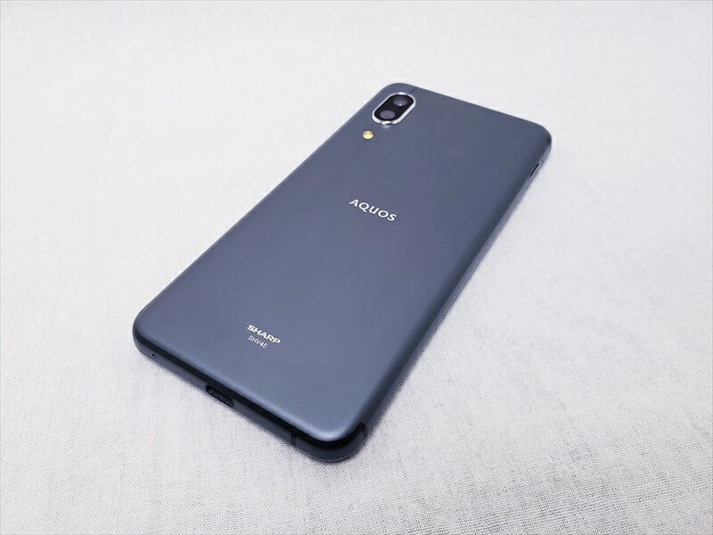 5.5インチフルHD+（2160x1080) IGZO液晶、タッチパネル、CPU：Snapdragon630 2.2GHz+1.8GHzオクタコア、RAM 4GB/ROM 64GB、microSDXC512GB対応、1200万+1200万画...