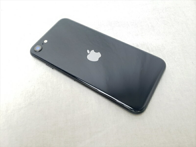 4.7インチ（1334x750）Retinaマルチタッチディスプレイ、Apple A15、最大1Gbps LTE/20の周波数帯に対応、12Mピクセルカメラ（イン7Mピクセル）、4k動画対応、Bluetooth4.2、GPS、NFC、無線L...