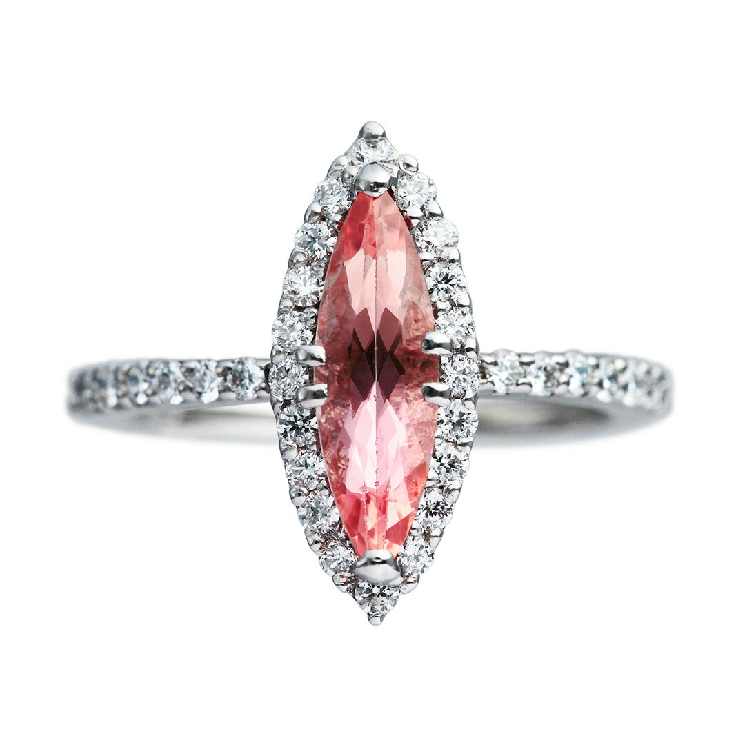 シェリー酒カラーのインペリアルトパーズ 素材にプラチナ(Pt900）を使用しております。 インペリアルトパーズは、とても透明感のある爽やかな色合いで、見て頂くと市販の物とはまったく異なり、美しさに感動して頂けるトパーズです。 大粒でありなが...