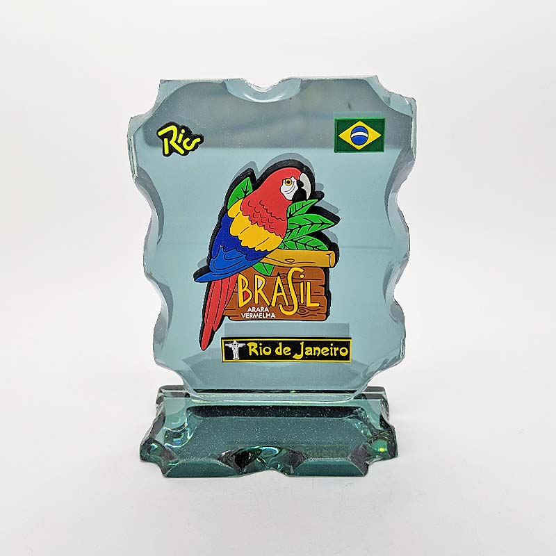 ブラジルガラスオブジェ RIO DE JANEIRO 南国バード 置物 &nbsp; ブラジルに生息するアララ(インコ)が可愛いミラーガラスのオブジェです！ 透け感が美しい重厚なガラスにデザインされた、カラフルなブラジルモチーフがお洒落。 ...