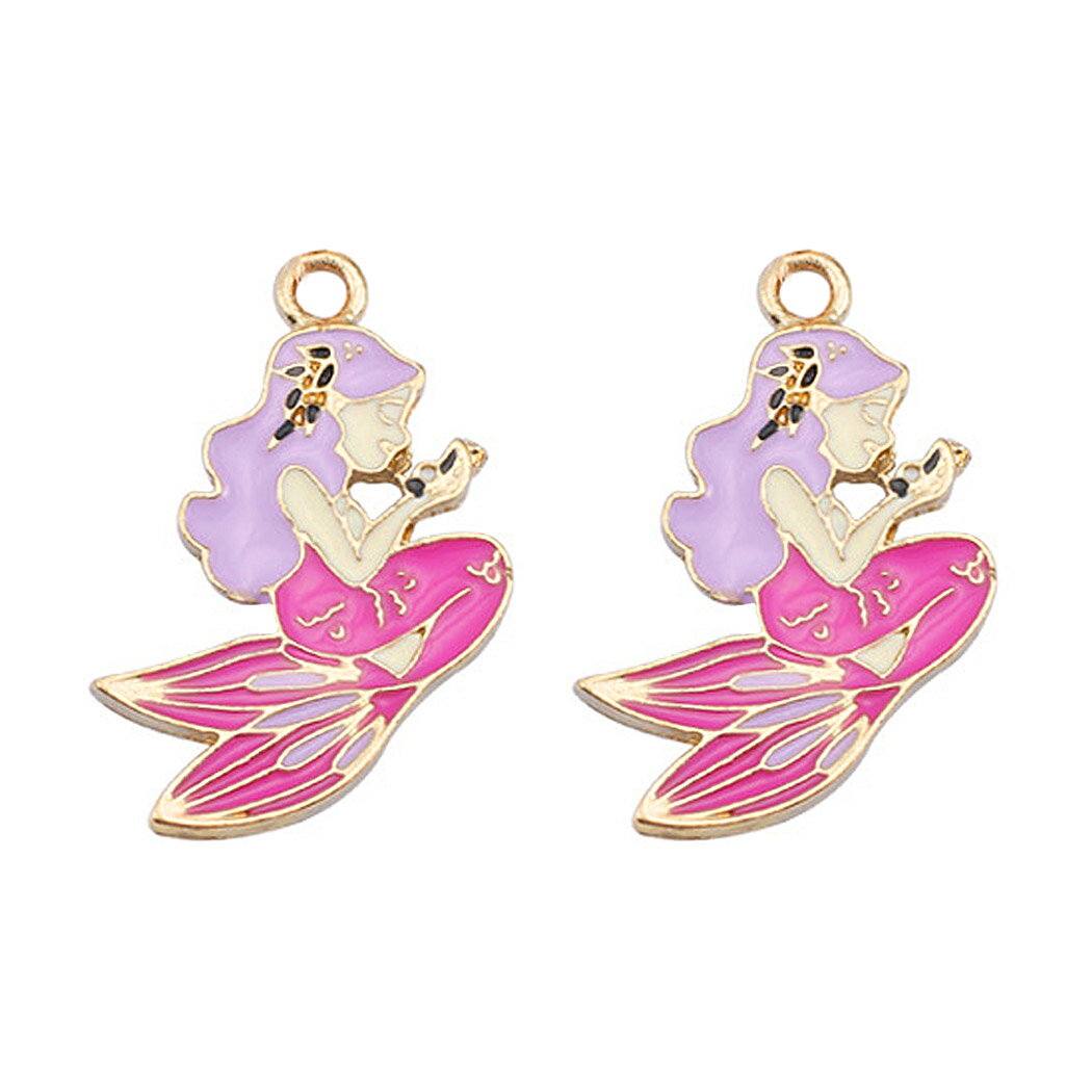 人魚モチーフのチャームです。 カン付きなので簡単に他のパーツと組み合わせることができ、 ネックレス・ピアス・イヤリング・ストラップ・小物の装飾など 様々なハンドメイド作品に大活躍です♪ 【素材】 合金 【サイズ】 20mm×29mm (カン...