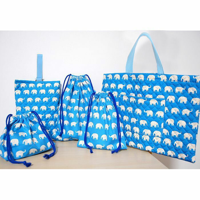 ★こちらの商品は、手作りキットではなく、サンプル品（完成品）となります。 お買い得価格の完成品を数量限定でご提供いたします♪ ＞＞よくあるご質問はこちら。 商品詳細 出来上がり平均サイズ(いずれも±1〜2cmの誤差があります) ・裏地付きの...