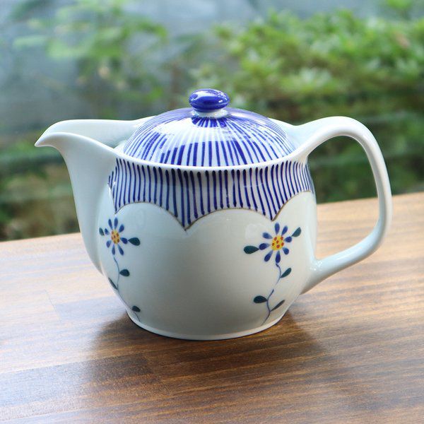 15×口直径8.8×H10cm 重さ：約316g 容量（満水時）：約380cc ・電子レンジ　〇 ・食洗機　〇