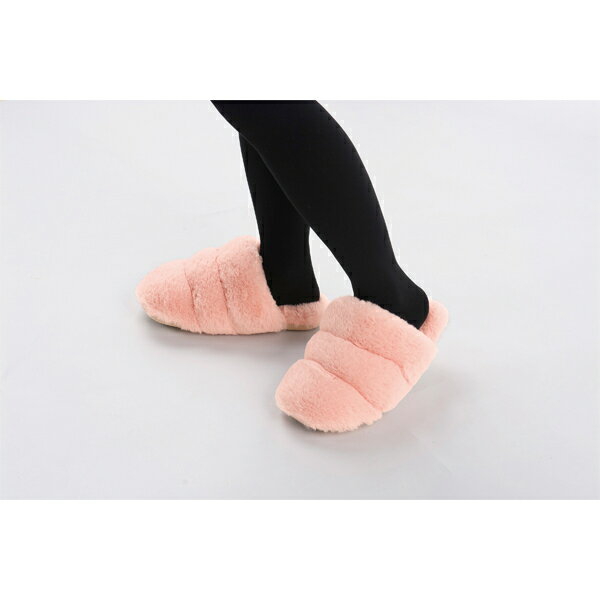 [型番:ボアッパサゲ-L-CH]フルボア仕様、足を暖かく包み込む贅沢な履き心地のあったかルームシューズ/ボアッパL。甲部分の表裏両面にボアを使用し、ワタ入りなので、脱げぬにくくフィット感があり。つま先の適度な反り返りが、歩く際のつまずきを防...