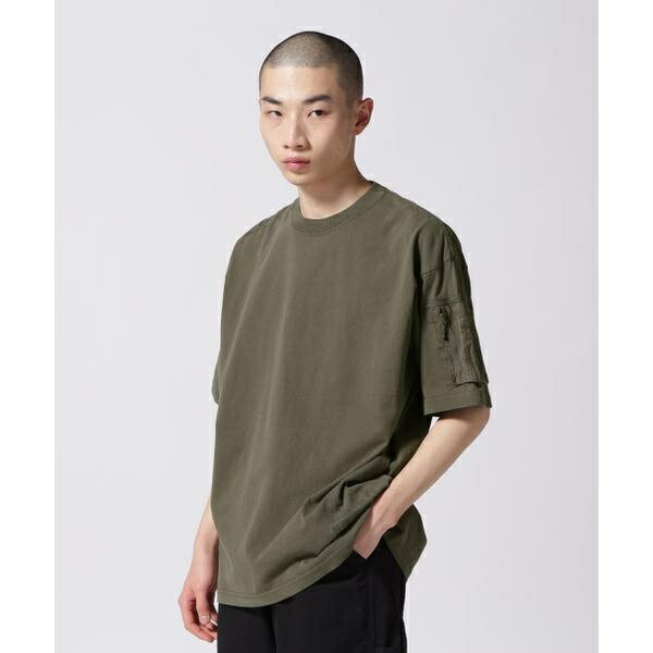 [型番：7833134051]FADE WASH CIGAR POCKET T-SHIRT ／ フェイド ウォッシュ シガー ポケット Tシャツ独特なシャリ感の生地を使用し、製品染めによる加工感がポイント。製品染めのカラーリングが春夏ともマ...