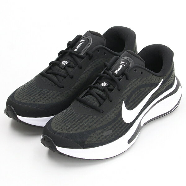 [型番:FN0228]走る喜びを生み出すのは、前へと踏み出す一歩一歩。 ナイキ ジャーニー ランは、過程を楽しむことを教えてくれます。 特厚のフォームスタックと抜群に柔らかいクッショニングが下肢をしっかりサポート。足の負担が大きい舗装路でも...