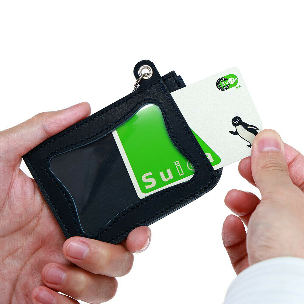 [型番:0998-to]【AGILITY affa(アジリティ アッファ)】シーク伸縮自在なリールが付いた、シンプルで使い勝手の良いパスケース。バッグの持ち手などに取り付けておけば、定期券の紛失を防ぐことができます。リールコードは約40cm...