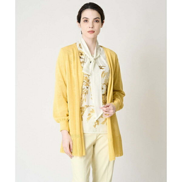 [型番：PYSGV51360][クリスチャン・オジャール 小さいサイズ]夏まで愛用できる羽織りアイテム ■デザイン この時期嬉しいドライタッチな風合いとハリ感のある素材のカーディガン。 ハイゲージで編むことでシアー感・軽量・シワになりにくい...