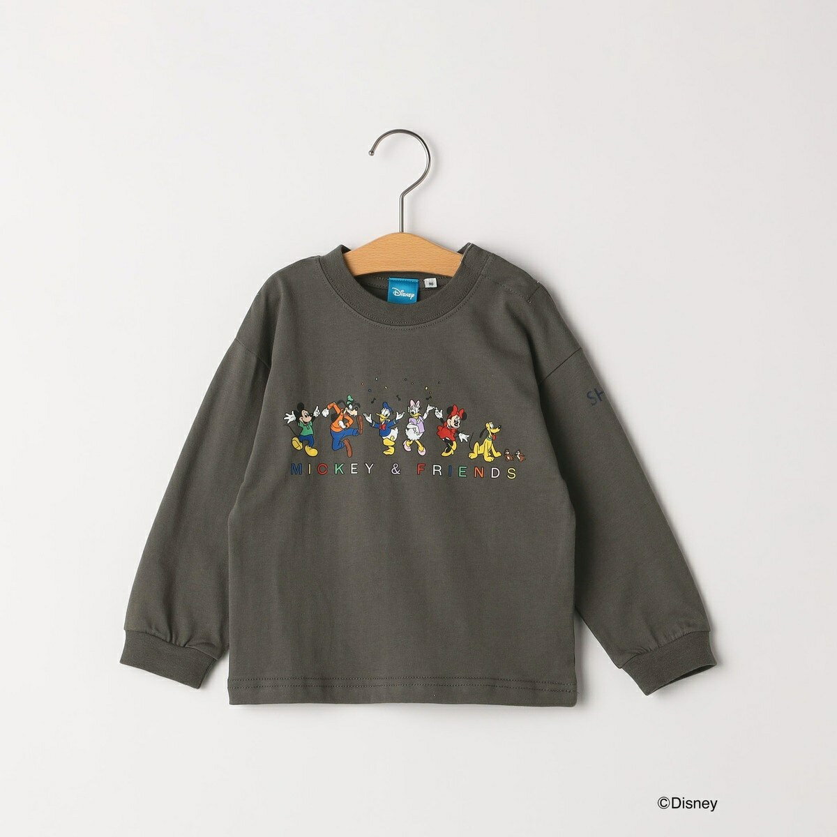 [型番：512040778]世界中で愛され続ける人気キャラクター、ディズニーの仲間たちがフロントを飾る長袖TEE♪ドナルドダックの誕生90周年をお祝いしたスペシャルな一枚です。シンプルながらもミッキー＆フレンズたちの楽しそうな様子が可愛らし...