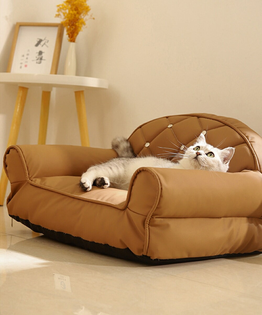 [型番:mozrd02a]ラグジュアリー感あふれるPUソファー型ペットソファー破壊し難い合皮素材なので丈夫で長持ち防水性があり、ペットが粗相をしても簡単にお手入れできます。中身を取り出して洗えるので清潔を保てます少し高さのあるソファー型で高...