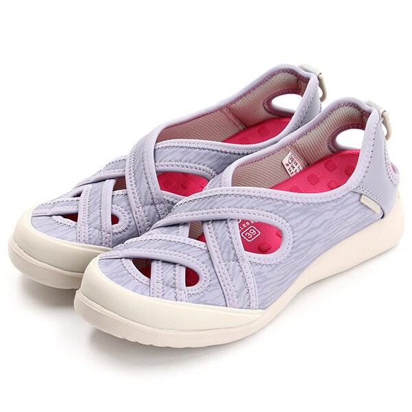 [型番:CUD0900]ストレッチ性のあるクロスバンドスリッポンby アキレス・ソルボクロスバンドが涼やかなデザイン。指の股が見えにくいのも人気のポイントです。履き心地も◎！踵部の衝撃吸収素材とストレッチ素材が足を優しく包み込みます。普段の...