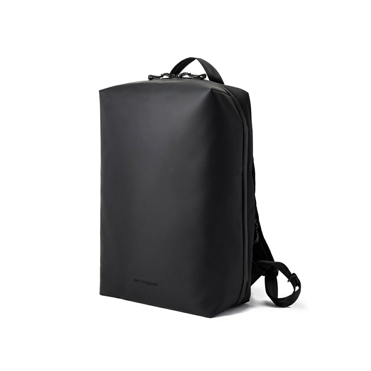 [型番：5-0725-9-62-304]＿都市を行きかうトラベラーやビジネスパーソンの移動時間をより快適なものにするために開発された多機能バックパック19リットル＿慣れ親しんだオフィスのデスク環境を持ち運ぶことを可能にするこのアイデアは、圧...