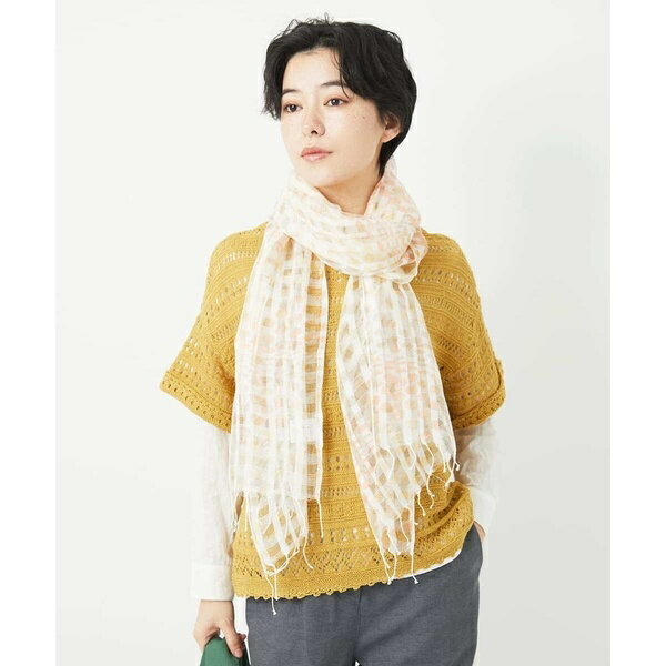 [型番：NR3EB07080][ジャンニ ロ ジュディチェ 小さいサイズ]シャドーボーダー調の下地に色感のあるドット柄をプリントしました。透け感があり、襟元のアクセントに使いやすいストールに仕上げました。※自然光・照明の関係、パソコン・スマ...