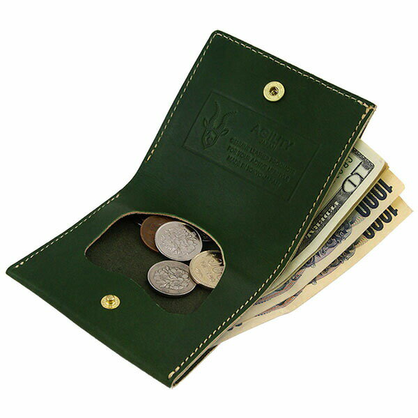 [型番:1210-tl]【AGILITY affa(アジリティ アッファ)】ムール男性の手のひらに収まる絶妙なサイズ感の、シンプルな二つ折り財布。カードポケットがないので、そのぶん軽くて薄いデザインです。本体を開くと、小銭を出し入れするため...