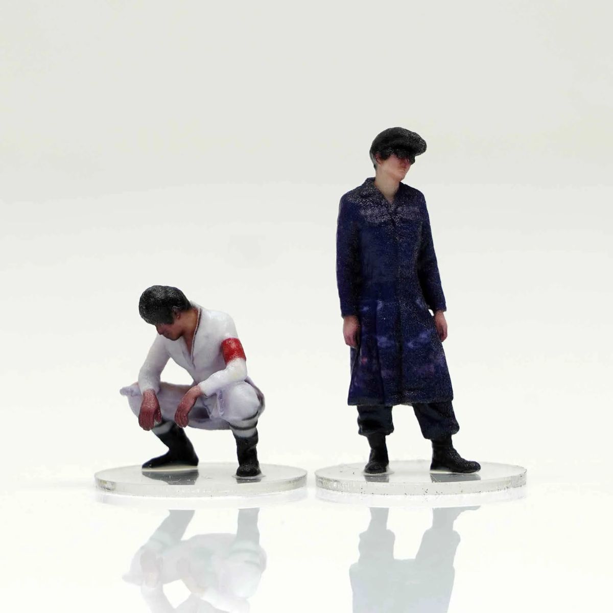 [型番:064-00005-02a]箱庭技研オリジナルフィギュアセットです。1/64スケールモデルと合わせてリアルなジオラマシーンを再現することができます。彩色済みのため、すぐに飾ることができ、手軽に楽しんでいただけます。■カラー：**※(...