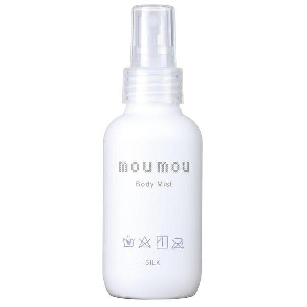 [型番：1380-52]7種の植物エキス(天然保湿成分)と、ヒアルロン酸、コラーゲンを配合。体や髪を保湿しながら、ムームーの香りを楽しめます。コロンとした真っ白なボトルは、おうち使いだけでなく、お出かけの時も一緒に連れて行きたい可愛さです。...