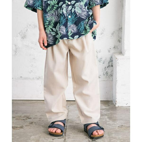 [型番：DR45-34B402]【軽快な履き心地の大人びたイージーパンツ】リネンライクでナチュラルな印象のポリエステル素材を使用した、イージーパンツが登場。程よいハリ感はありながらも、シワになりにくく軽快な履き心地で盛夏でも着用しやすいアイ...