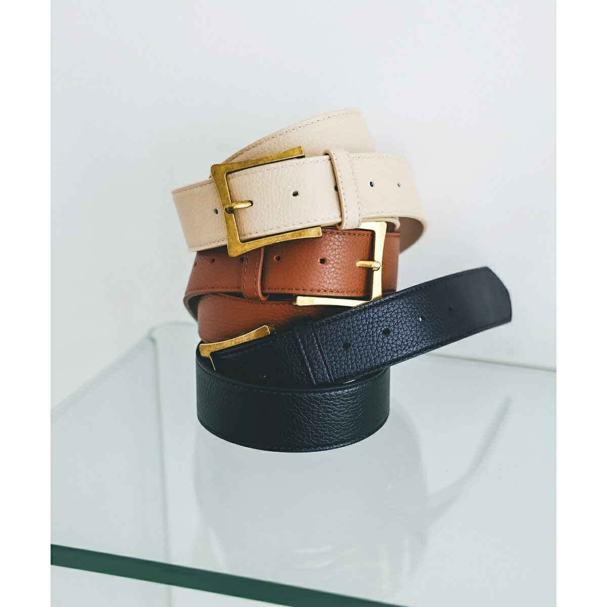 [型番：3557109219]《WEB限定アイテム》今季マストアイテムのベルト！●ポイント落ち着いたカラーとシンプルなデザインでONOFF活躍するベルト。パンツスタイルのコーディネートの仕上げにベルトで一気に今年らしい雰囲気が完成します◎※...
