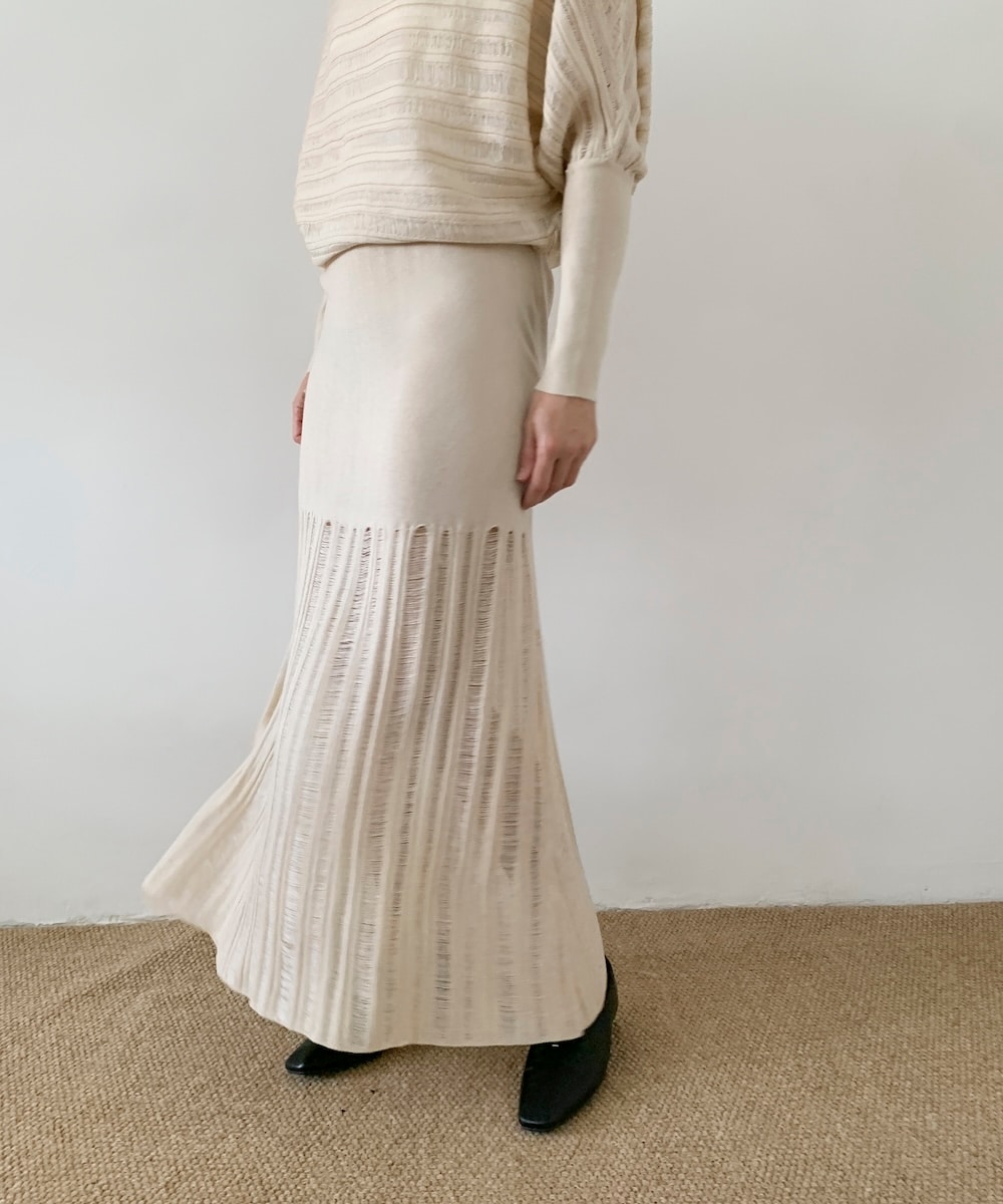 [型番:pyyr6889a]■ fabric着心地と実用性を考慮した、上質な天然素材。着る人が快適で便利だと感じられるような高品質の生地を使用します。■ styleシンプルでクラシックな流行に左右されないスタイルを提供。常にスタイリッシュで...