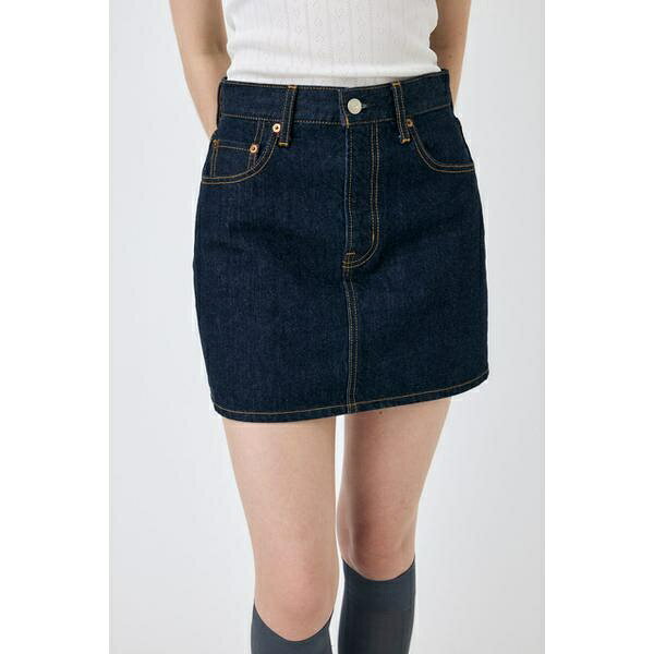 [型番：010IAA11-6831]【DENIM MINI SKIRT ／ デニムミニスカート】■ポイントスタンダードなデニムミニスカートは着こなしを引き締める落ち着いたカラーリングでラインナップ。■ディテール濃紺の美しいワンウォッシュは張...