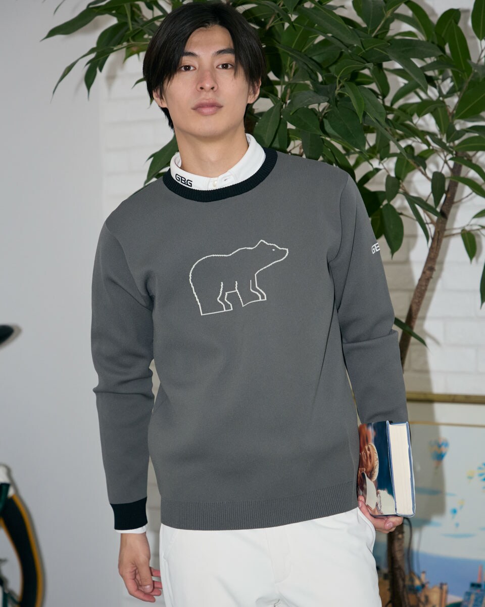 [型番:312RD601]クマのモチーフを前身頃にあしらった、軽くてあたたかなポリエステルを使ったニットはなめらかで軽い着心地が特徴。ご自宅で洗濯ができるのでお手入れも簡単です。襟元と袖口の配色デザインが遊び心をプラス。タートルネックやポロ...