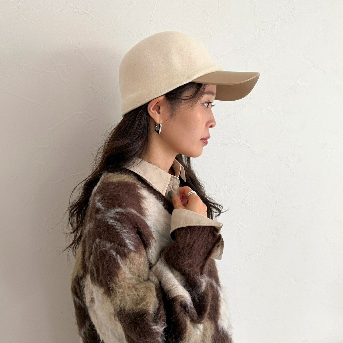 [型番：5-0536-6-38-201]◇fredy emue◇【2025 AW】秋冬コーデのアクセントにオススメなフェルトコンビキャップ●point・柔らかなフェルト素材とレザーのコンビデザインが特徴のキャップ・程よいツバの長さと丸みのあ...