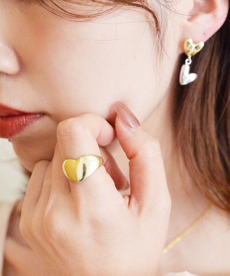 ■金属アレルギー対応アクセサリー当製品はニッケルフリーとなります。アレルギーが起きにくい素材を使用しておりますが、すべての方にアレルギーが起きないことをお約束するものではありません。【styiro】いつもの毎日がよりわくわくする彩を提案しま...