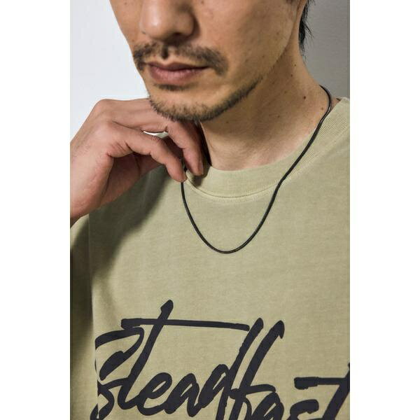 [型番：251JSC56-3771]■シンプルスネークチェーンネックレス■ポイントボール型の留め具で簡単に取り外しができ、留め具部分をフロントに見せてアクセントとしても楽しめる2WAYタイプのネックレス。■ディテールシンプルながら、洗練され...